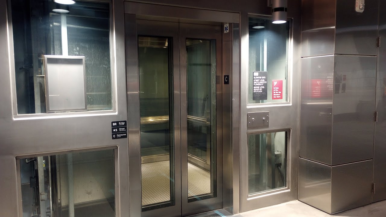 Mitsubishi Elevator at Grand Avenue Arts / Bunker Hill Station - YouTube