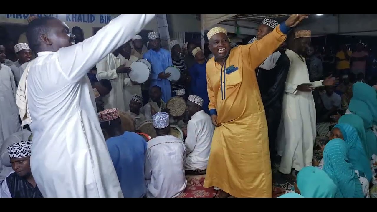 Swiffat Nnabawiat (Dar)- Kasida, Nausia Nafsi! - YouTube