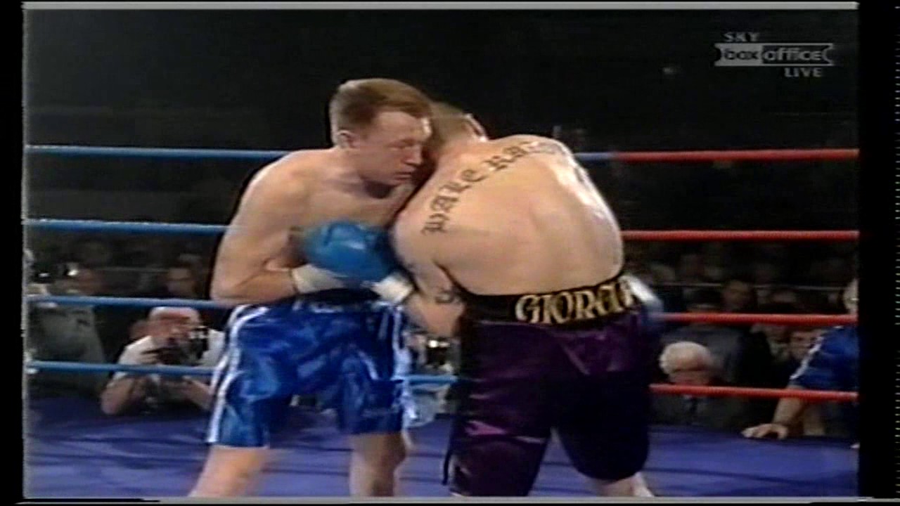 Geoff McCreesh vs Ross Hale - YouTube