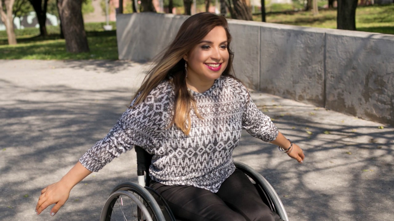 Formación de Facilitadores 2016. Entrevista a Brenda Osnaya - YouTube