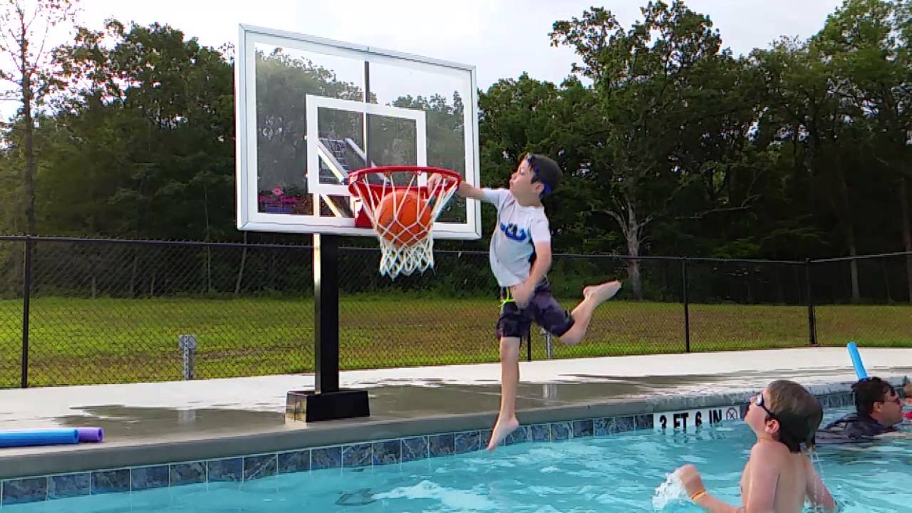 Juston Slade dunks on the camp Hohn pool hoop - YouTube