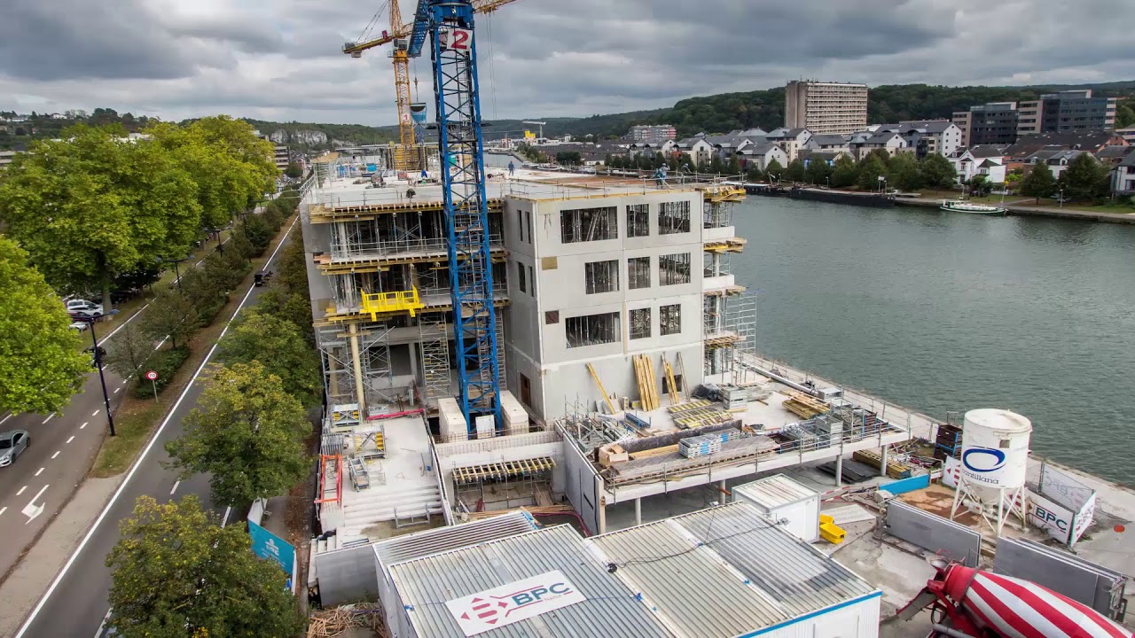 Timelapse - constrution du siège de CBC à Namur - YouTube