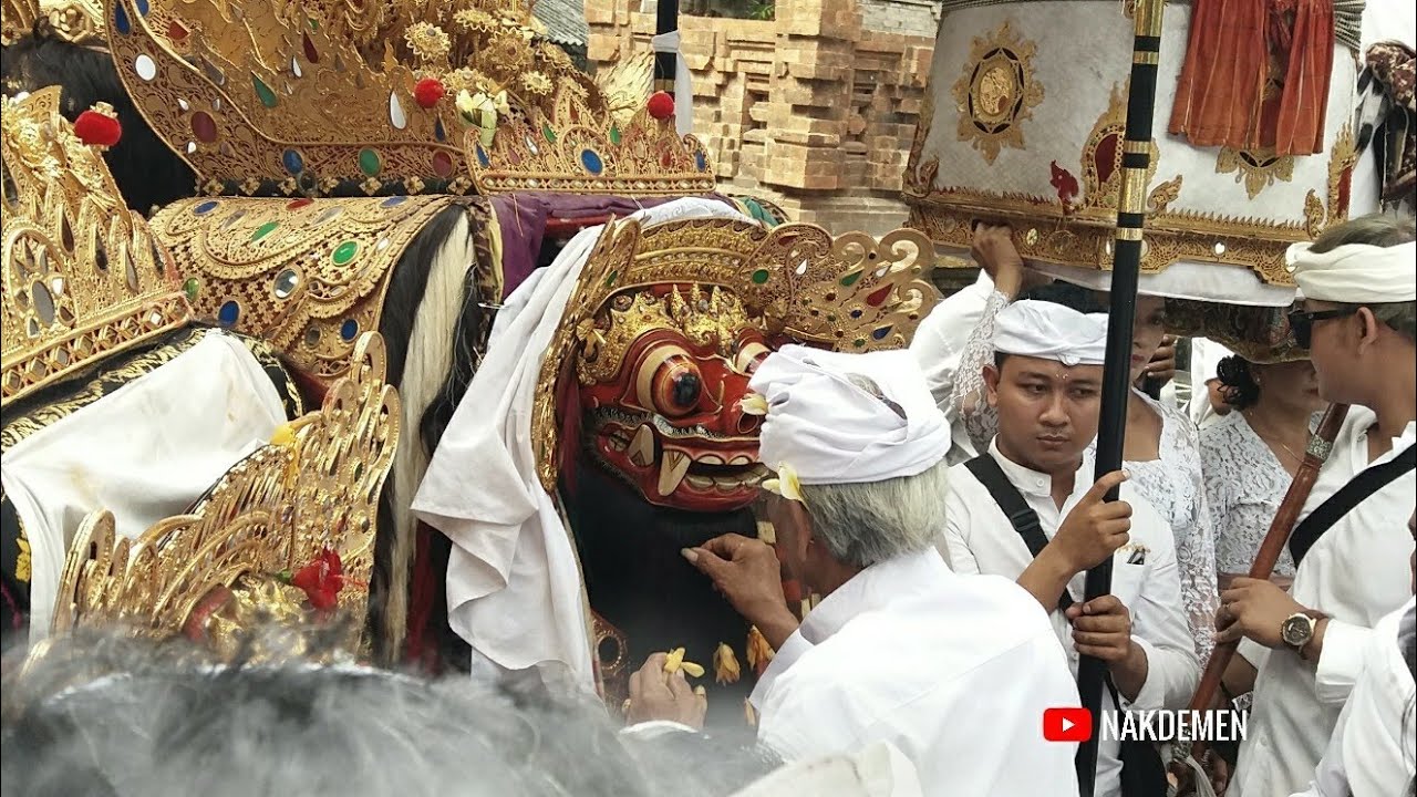 Pengerebongan Kesiman - YouTube