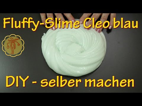 Slime: Fluffy-Slime mit blauem Cleopatre-Kleber
