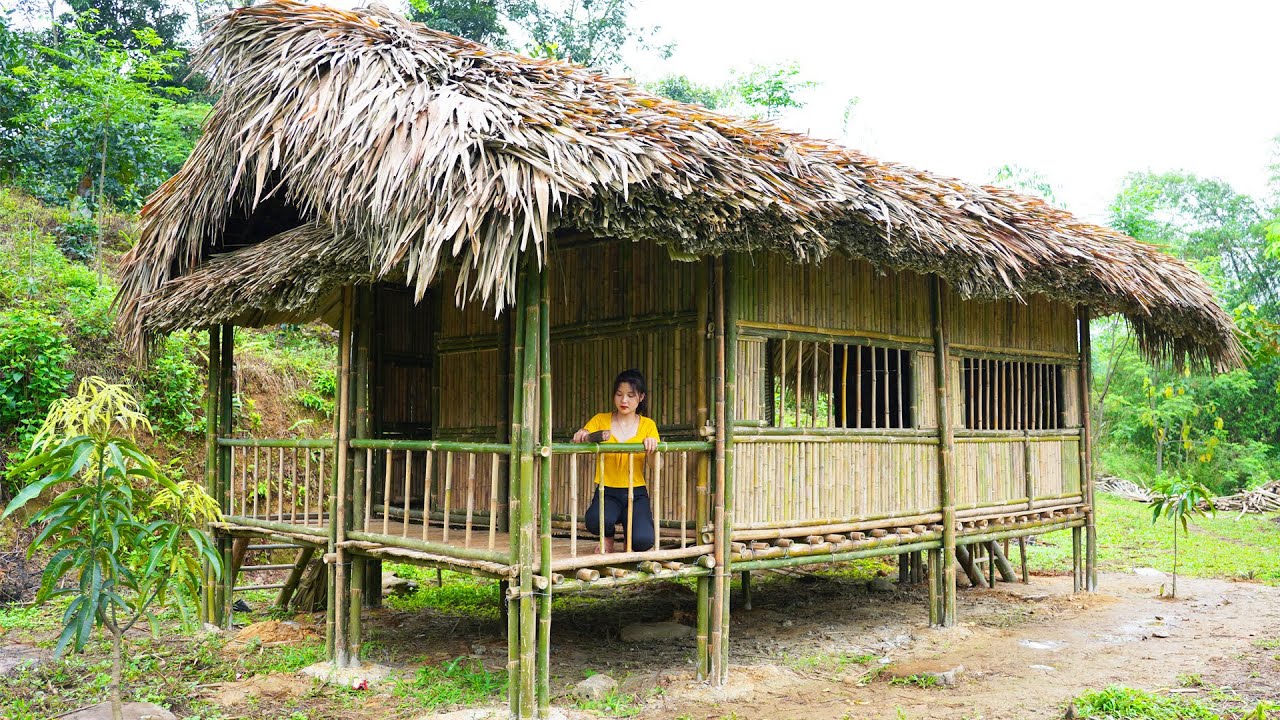 120 days: The 16 year old poor girl build bamboo house - Building a new ...
