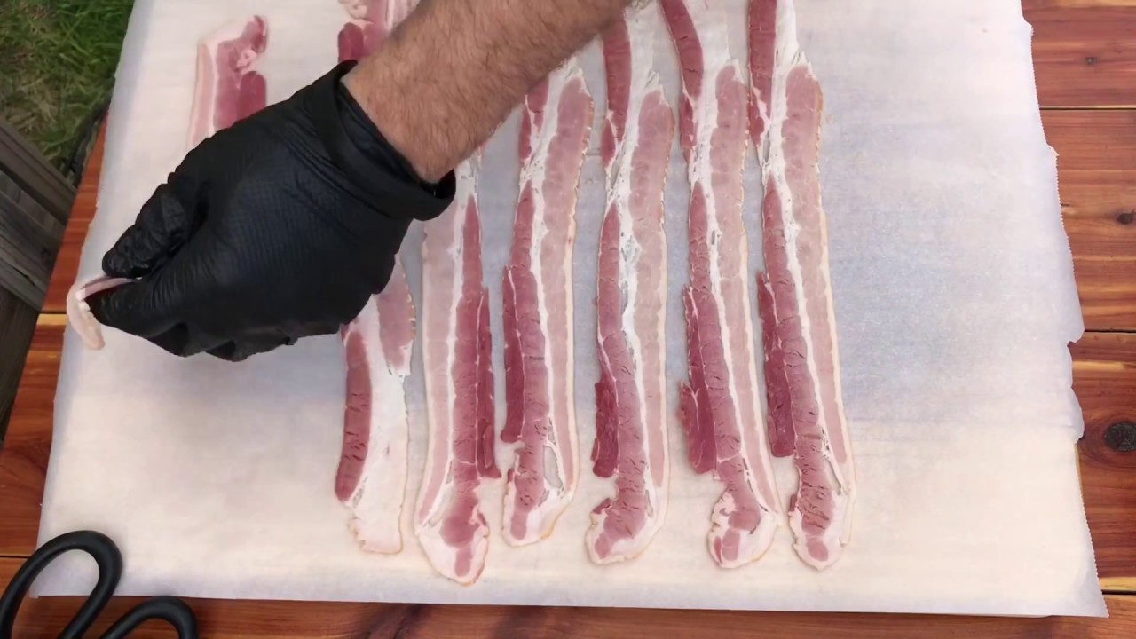 How to make a bacon weave! - YouTube