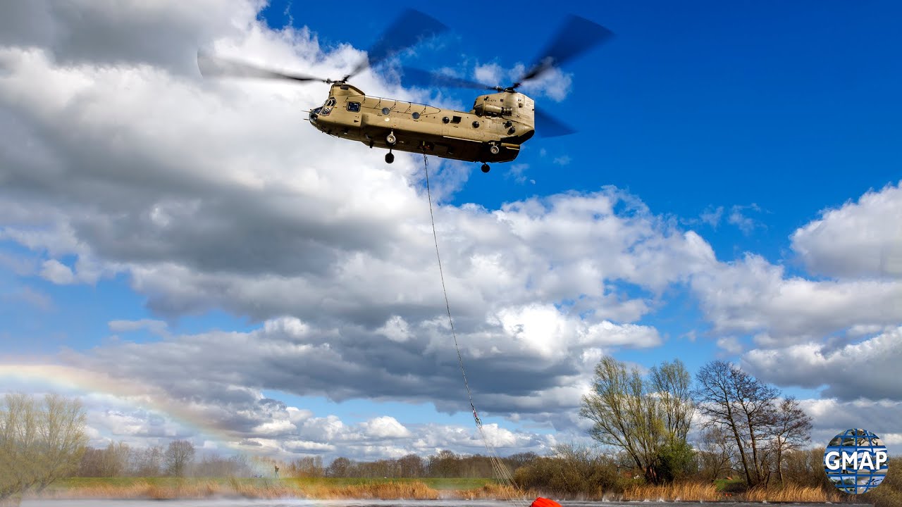 [4K] CH-47 Chinook Fire Bucket operations (FBO) #helicopter #army # ...