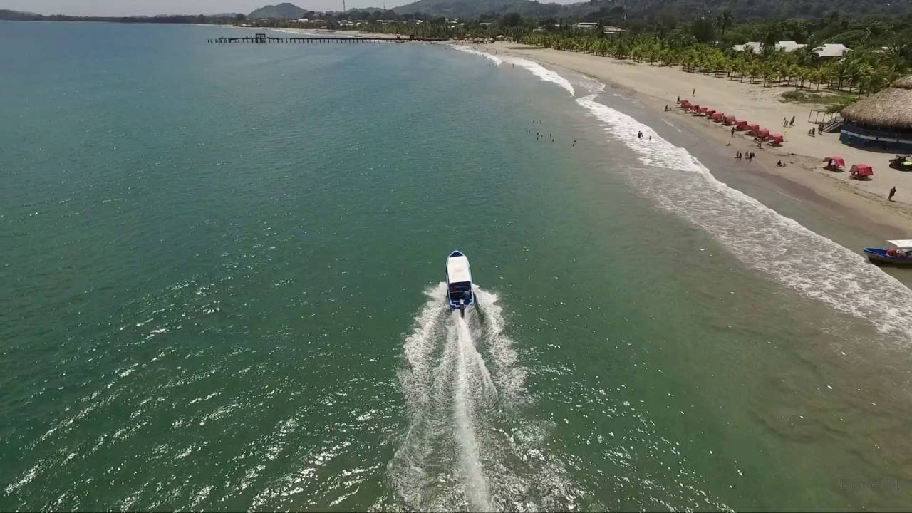 Disfruta las playas en Tela, Atlántida! (HD) - YouTube