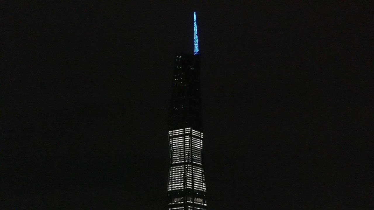 Merdeka PNB 118 - Light up for Merdeka 65 - 2022.08.31 - YouTube