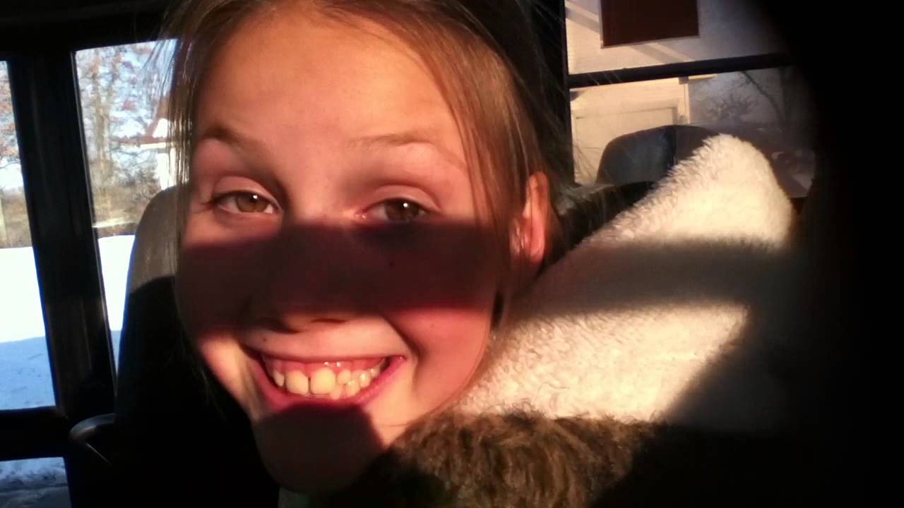 Strange friend: Layla Murray check her out - YouTube