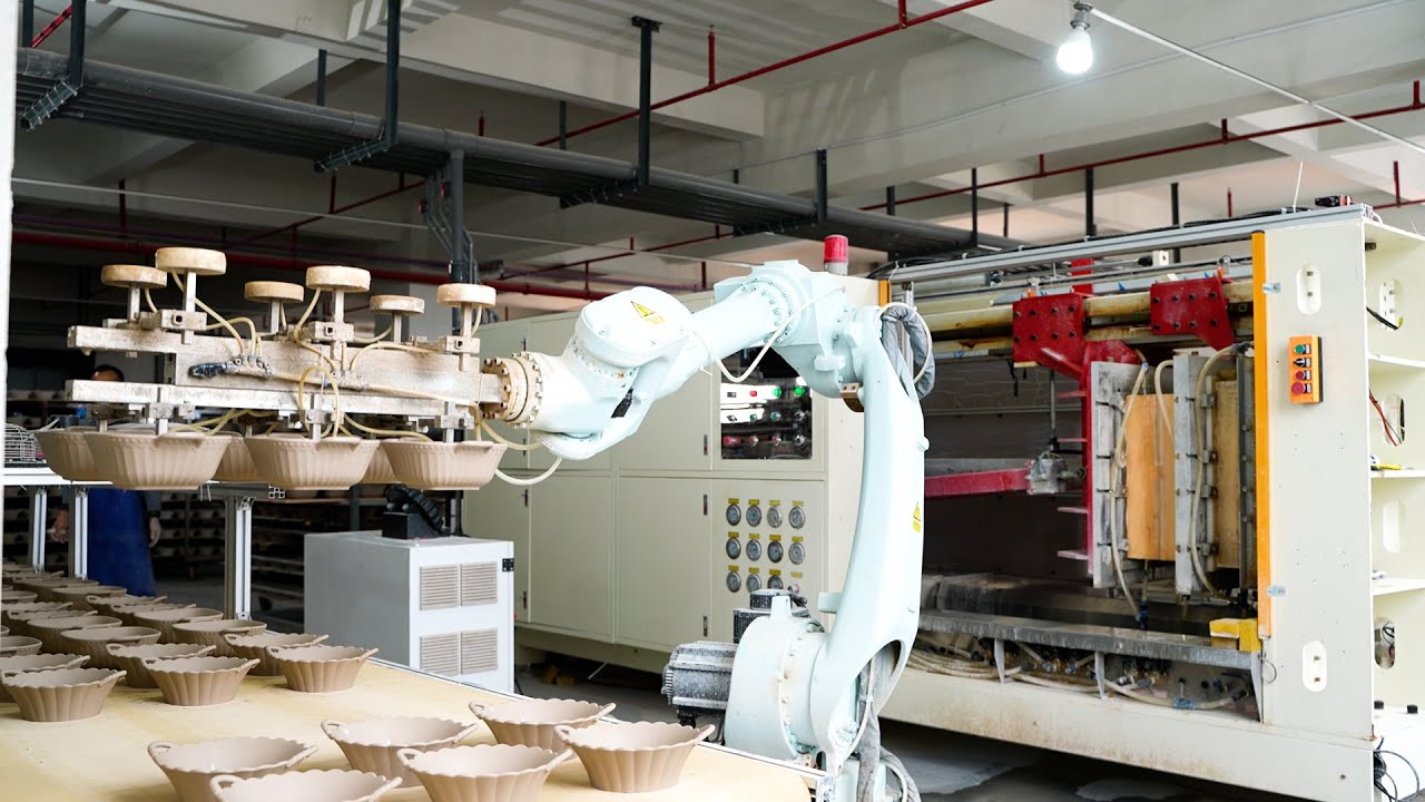 Pressure Casting Machine - YouTube