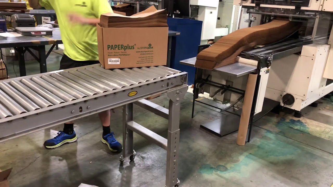 Polychem PC2000 Fully automatic strapper with compression - YouTube