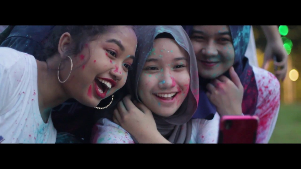The Color Of Love - Komsis Putri ASWARA - MAGiS 2017 - YouTube