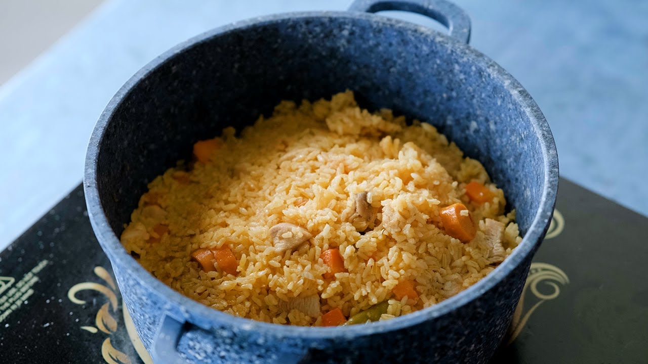 Bachelor Special One Pot Chicken Rice - YouTube