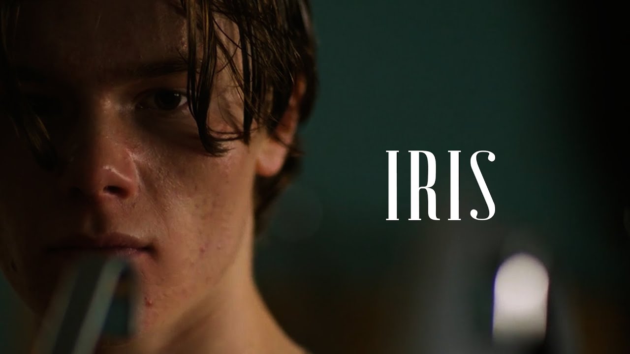 Young Royals | Iris (Simon / Wilhelm) - YouTube