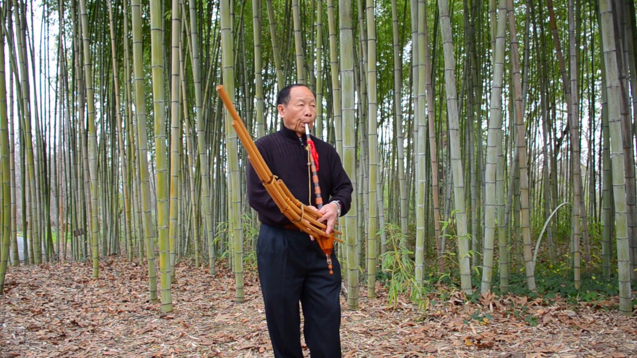 Qeej Plig - Hmoob Txuj - Nyiaj Pov Xyooj - YouTube