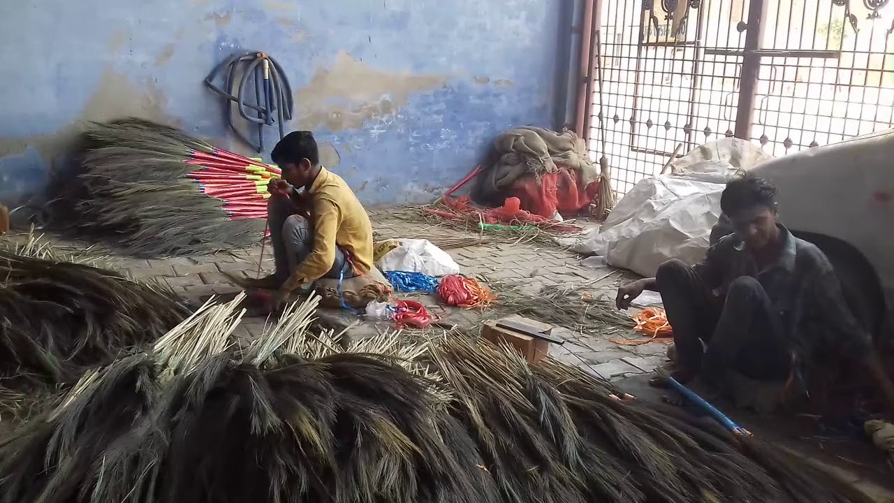 Phool jharu - YouTube