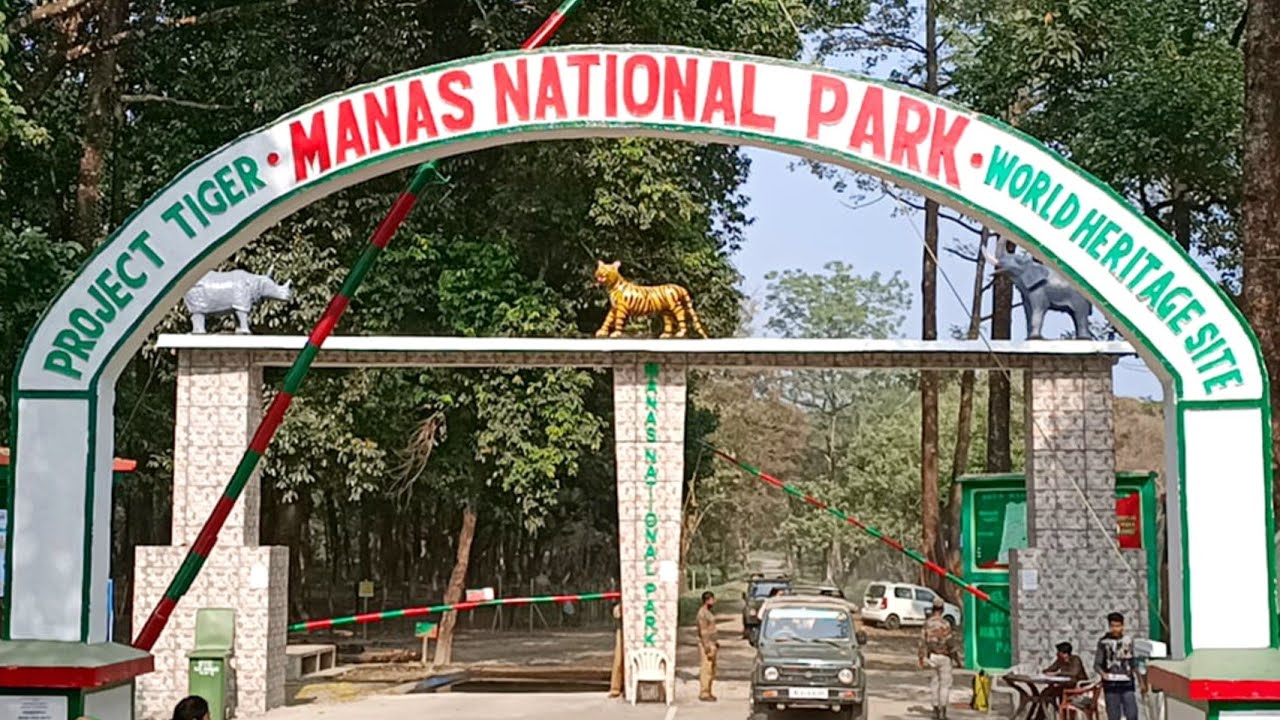 MANAS NATIONAL PARK | JEEP SAFARI IN MANAS | OUR FIRST HOMESTAY IN ...