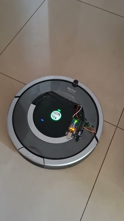 Roomba 780 pod kontrolą arduino uno. - YouTube