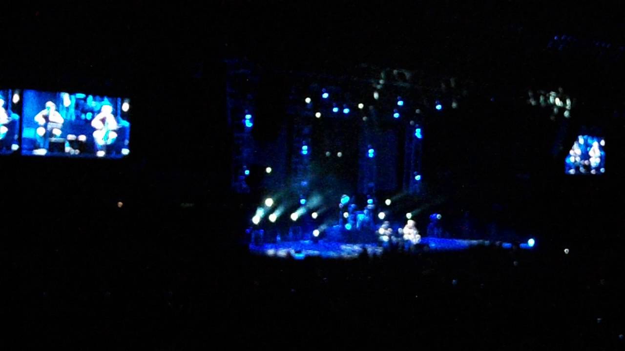 1- Benedictus 2Cellos Luna Park 6 de Octubre del 2016 - YouTube