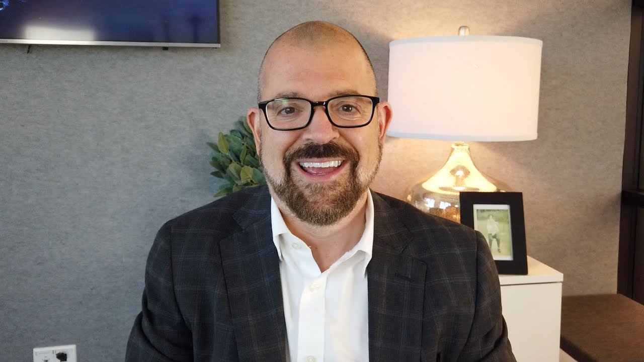 Why Should You Hire Me as Your Realtor? - YouTube