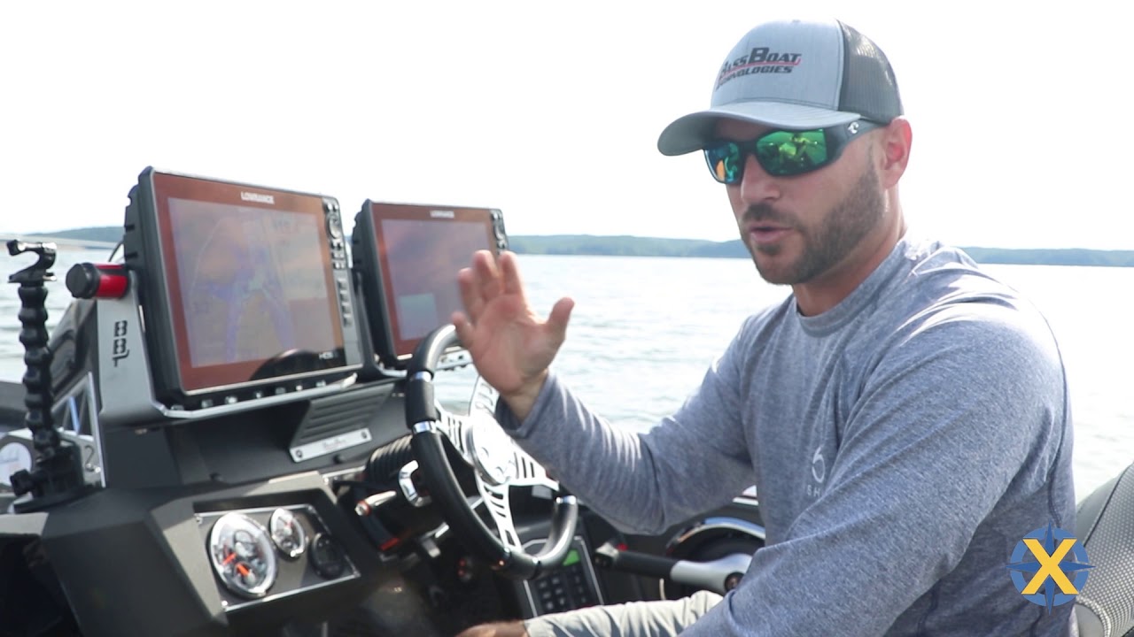 Using Two Monitors on Your Bass Boat - YouTube