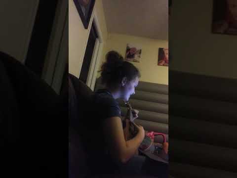 KELLY FARTS DURING HAILEYS AMAZING PERFORMANCE