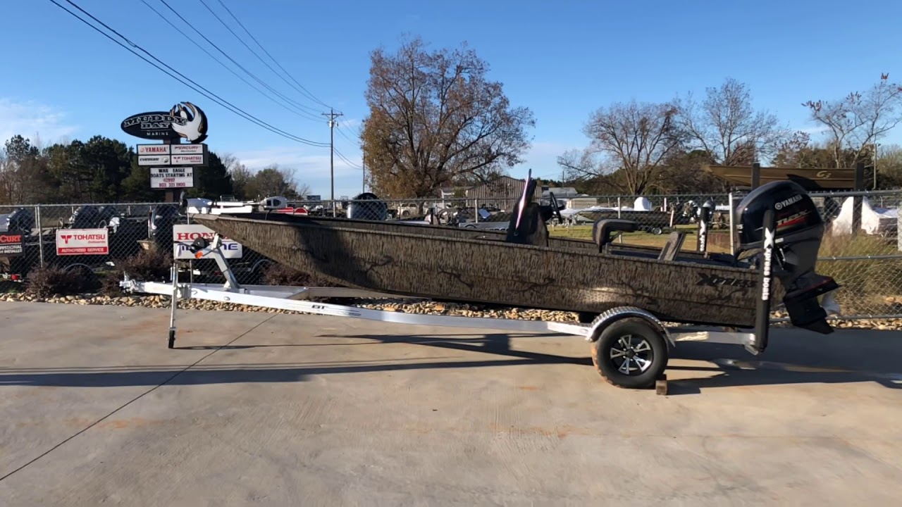 Xpress XP 200 CC 115hp Yamaha Walkaround - YouTube