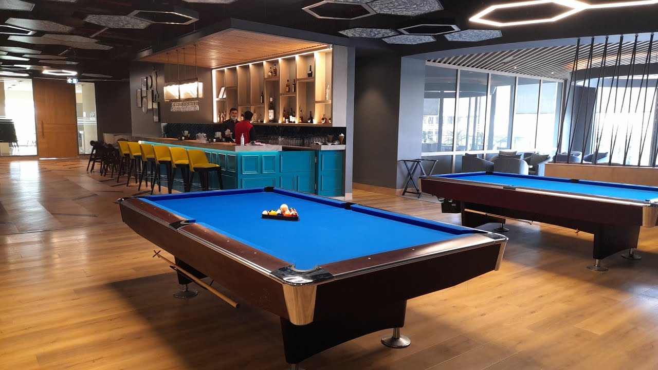 Gurgaon Best Sports Bar by Emaar Club Beryl Gurugram | Love Sports and ...