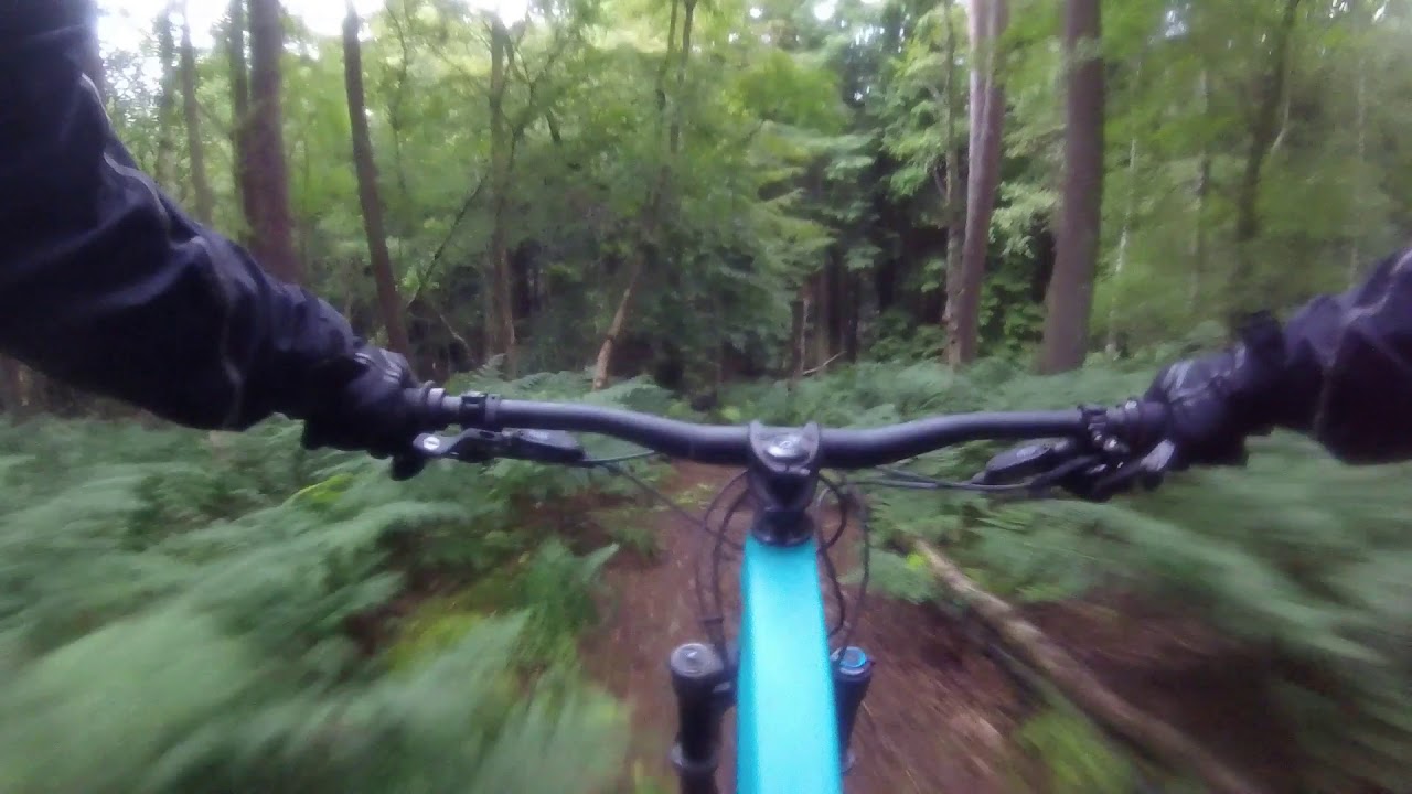 slippery slidey bike ride at Blebo craigs - YouTube