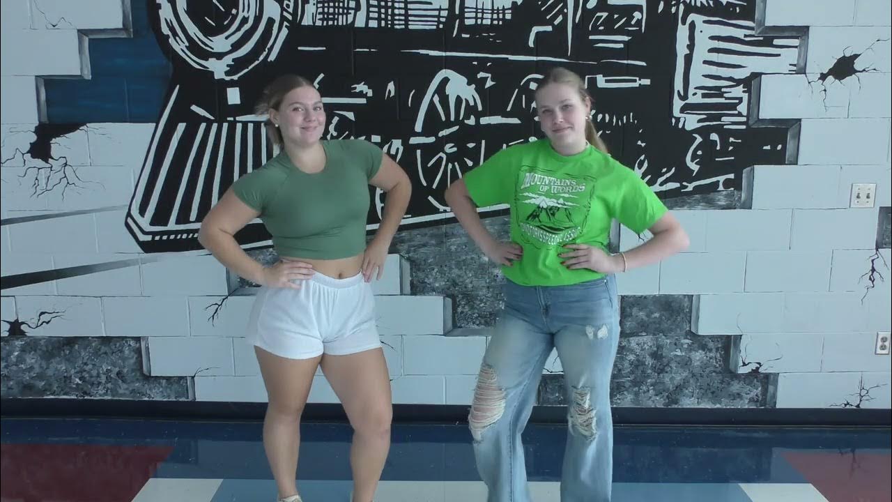 HOCO dress up days - YouTube