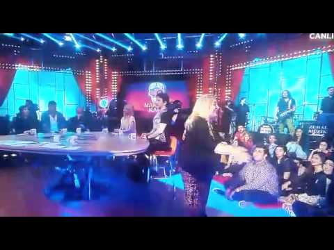 dilber ay tavukları pişirmişem makina kafa