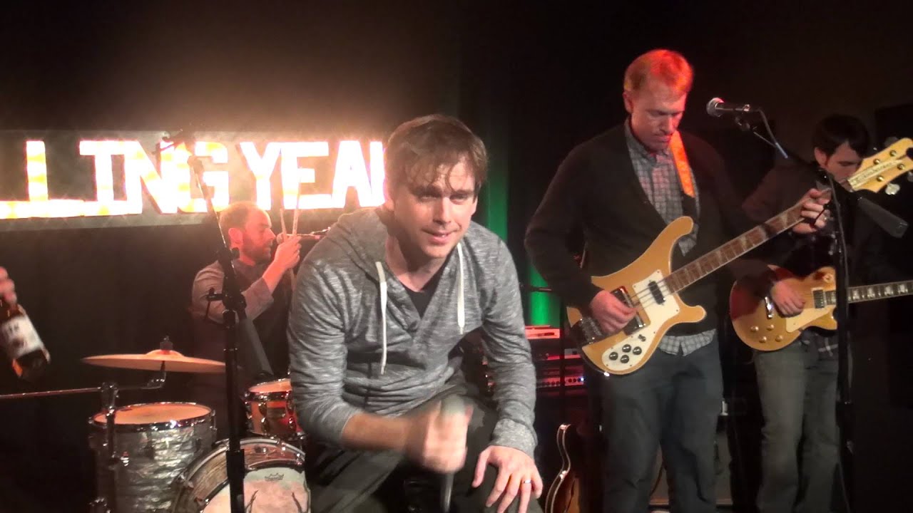 The Whiles: A Quick One While He's Away (at Helling Yeah! 2016) - YouTube