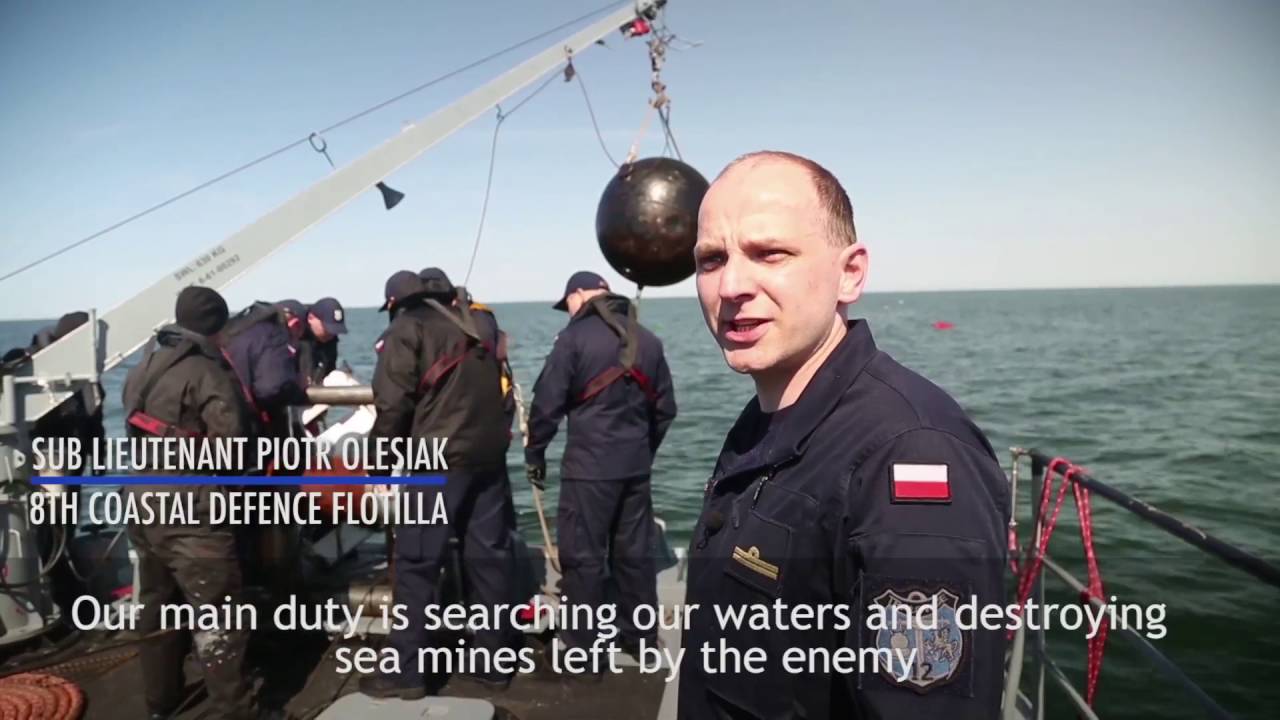 🇵🇱 Polish Navy minesweepers - YouTube