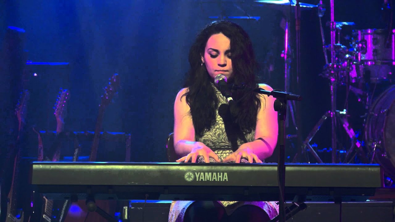 Sarah Crummy - Massachusetts - YouTube Music