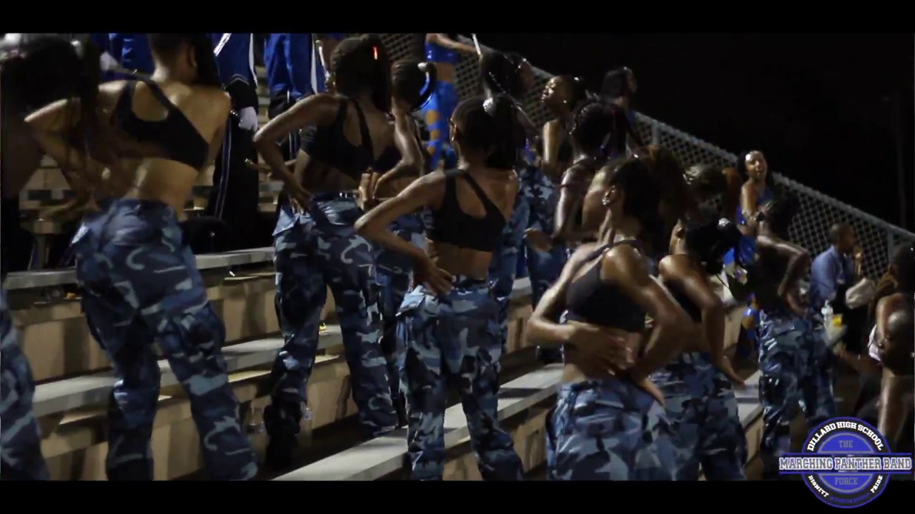DILLARD HIGH SCHOOL MARCHING BAND PLAYING "HAY" VS BOOKER T. WASHINGTON ...
