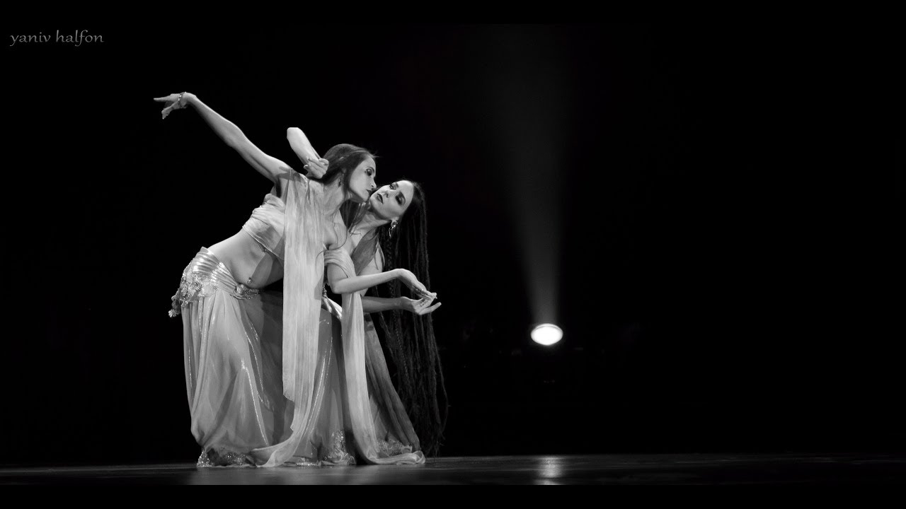 Bellydancers April Rose and Kimberly Larkspur Fusion belly dance in The ...