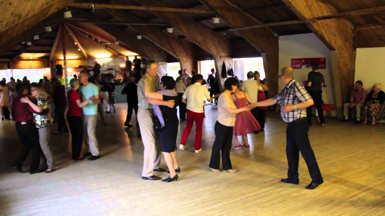 Kermankosken tanssilava 18.7.2015 - YouTube