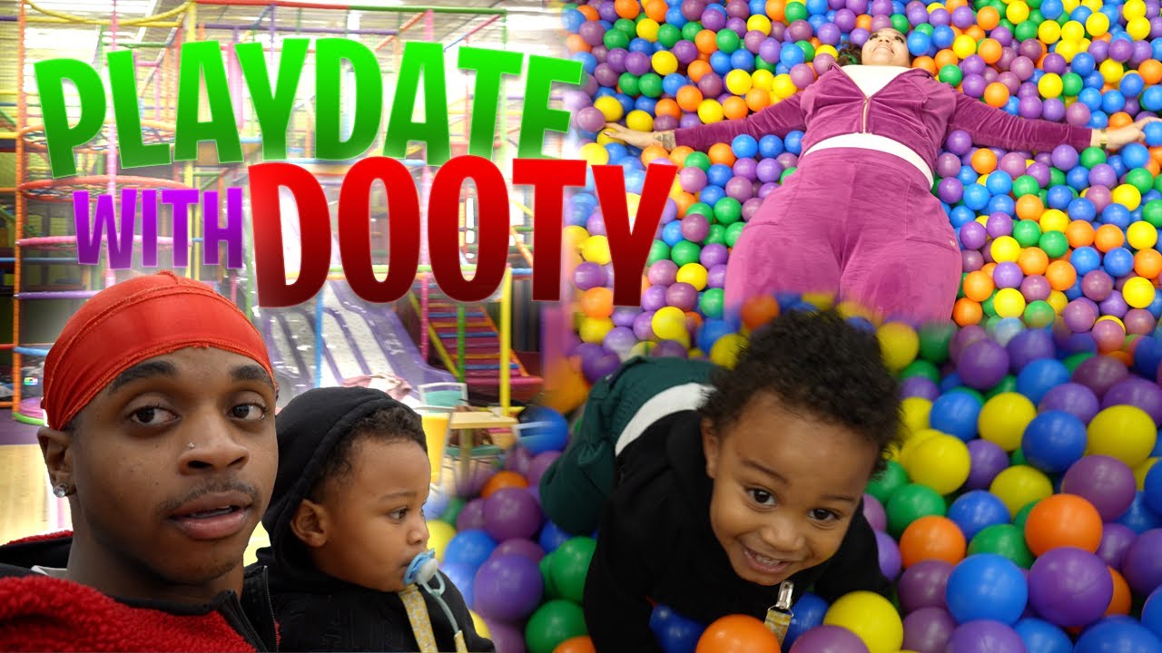 PLAYDATE WITH DOOTY VLOGMAS DAY 10! - YouTube