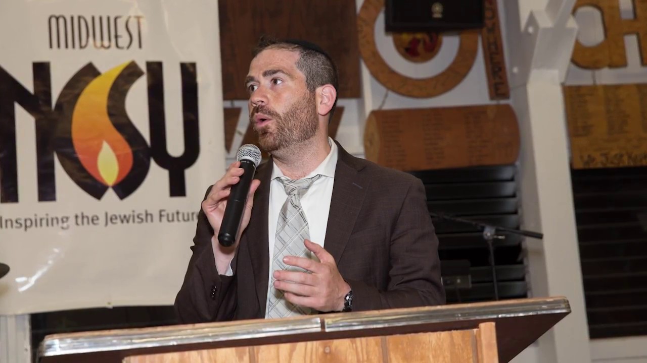 687917160 moshe - YouTube