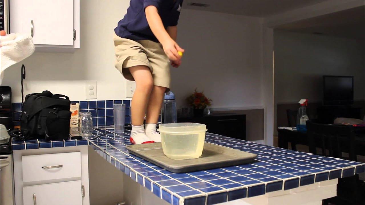 Experiments for Kids: How to Illustrate Gravity - YouTube