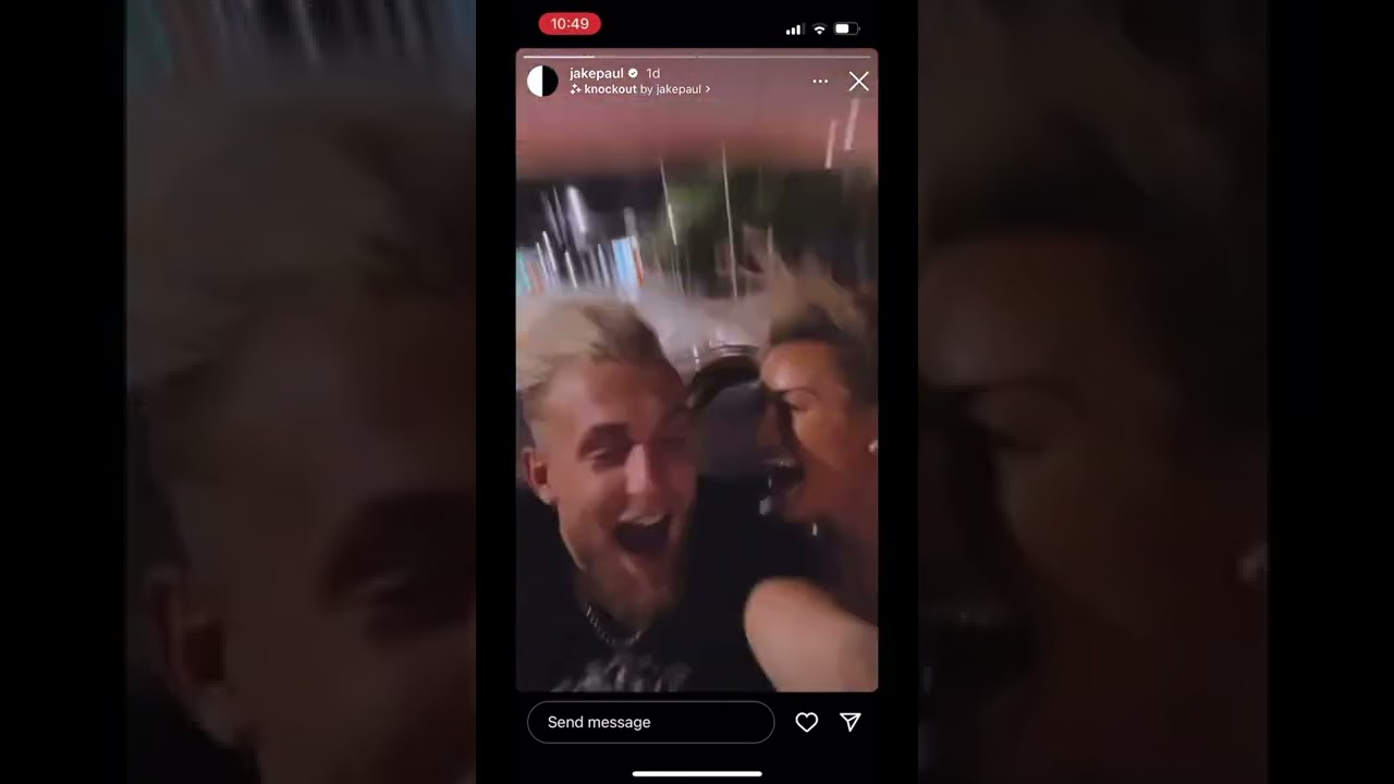 Jake Paul’s wig falls off 😂 #jakepaul #loganpaul #ksi #jake #mayweather ...