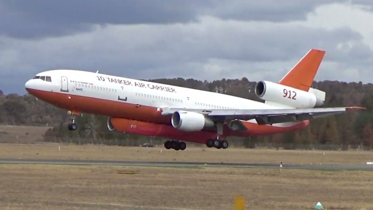 DC-10 Large Air Tanker 'Bomber 912' Taking off & Landing at Canberra ...