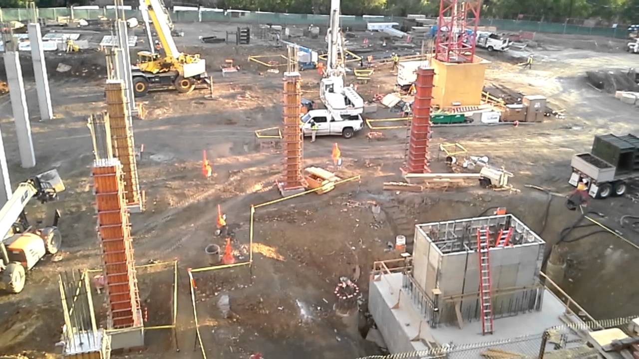 Folsom construction #3 and some Jumbotron action - YouTube