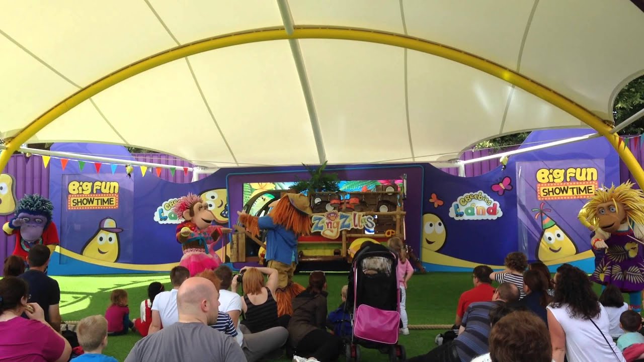 Zing Zillas @ Cbeebies Land - YouTube