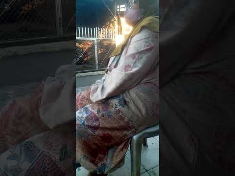 TANTE MONTOK PERUTNYA MEMBESAR SAYANG WONG  METENG 