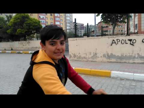 Farzet Ki Bu Aşkı Yaşamadık Hiç