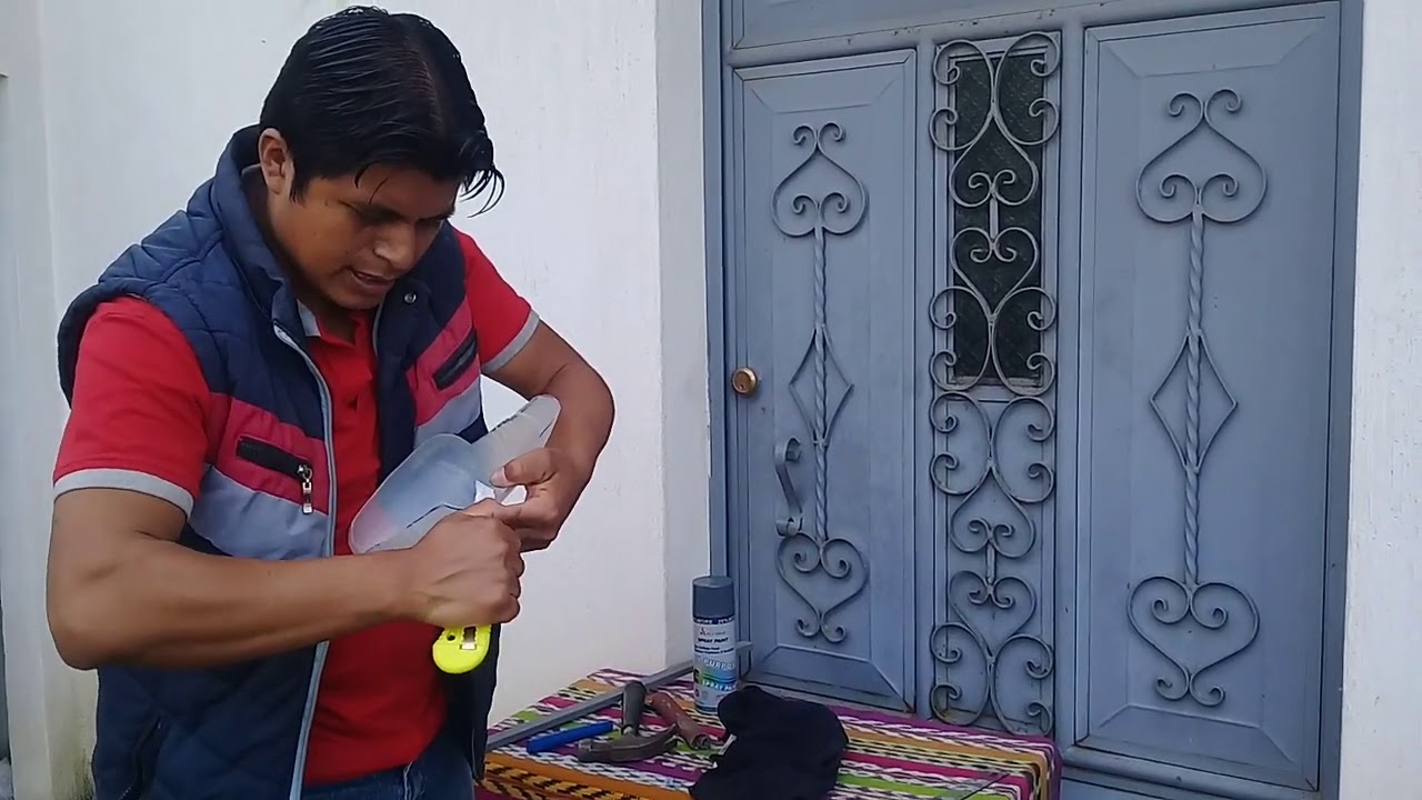 Sacabasura con materiales reciclables - YouTube