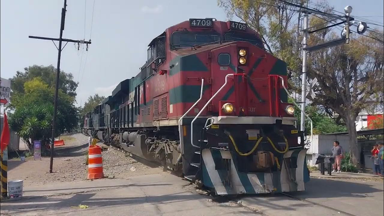 Ferrosur, FSRR/GE/ES44AC/AC4400CW/4709/4423/4400/4833, maquinas solas al sur, en Ecatepec linea ...