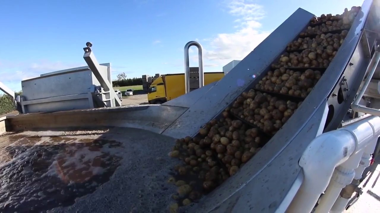 Wyma Wet Hopper - Potatoes - YouTube
